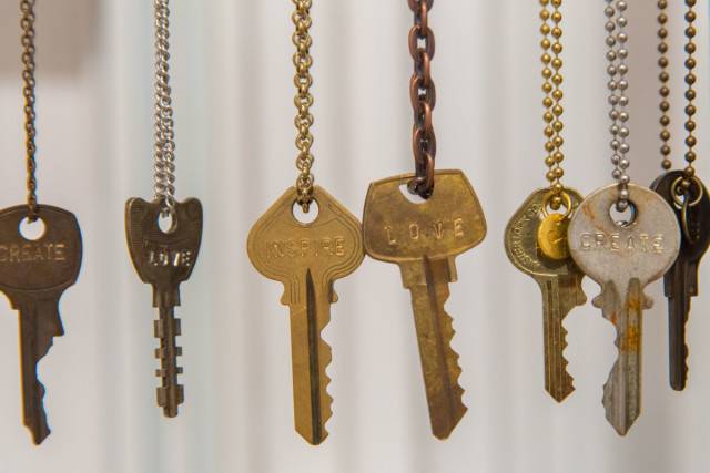 image | That Girl At The Party