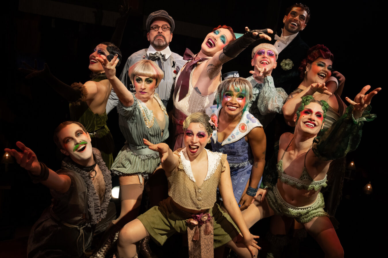 Cabaret Is A Rollicking Yet Sobering Good Time! | That Girl At The Party